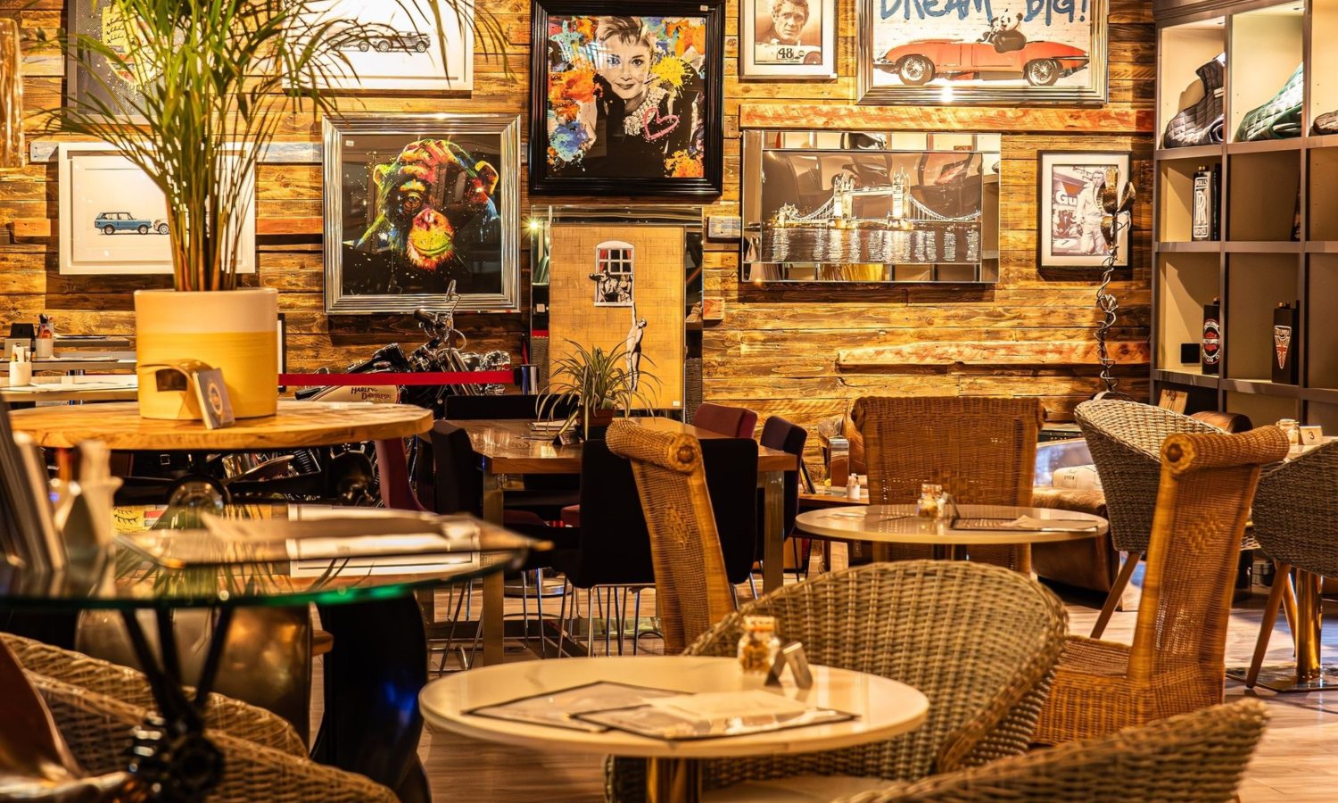 The Venue | Kingsley Cafe